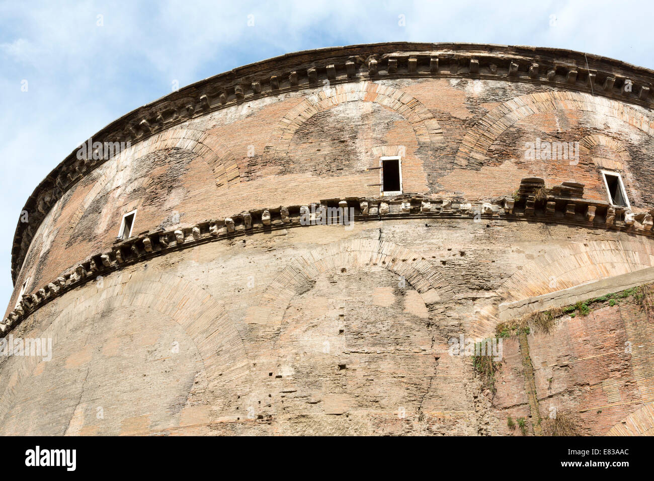 Ancient landmarks in rome hi-res stock photography and images - Alamy