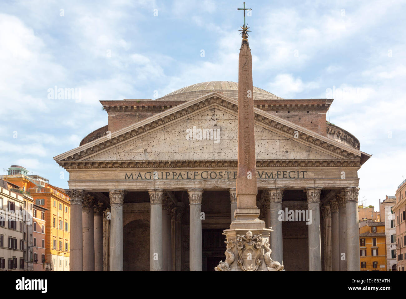 Ancient landmarks in rome hi-res stock photography and images - Alamy