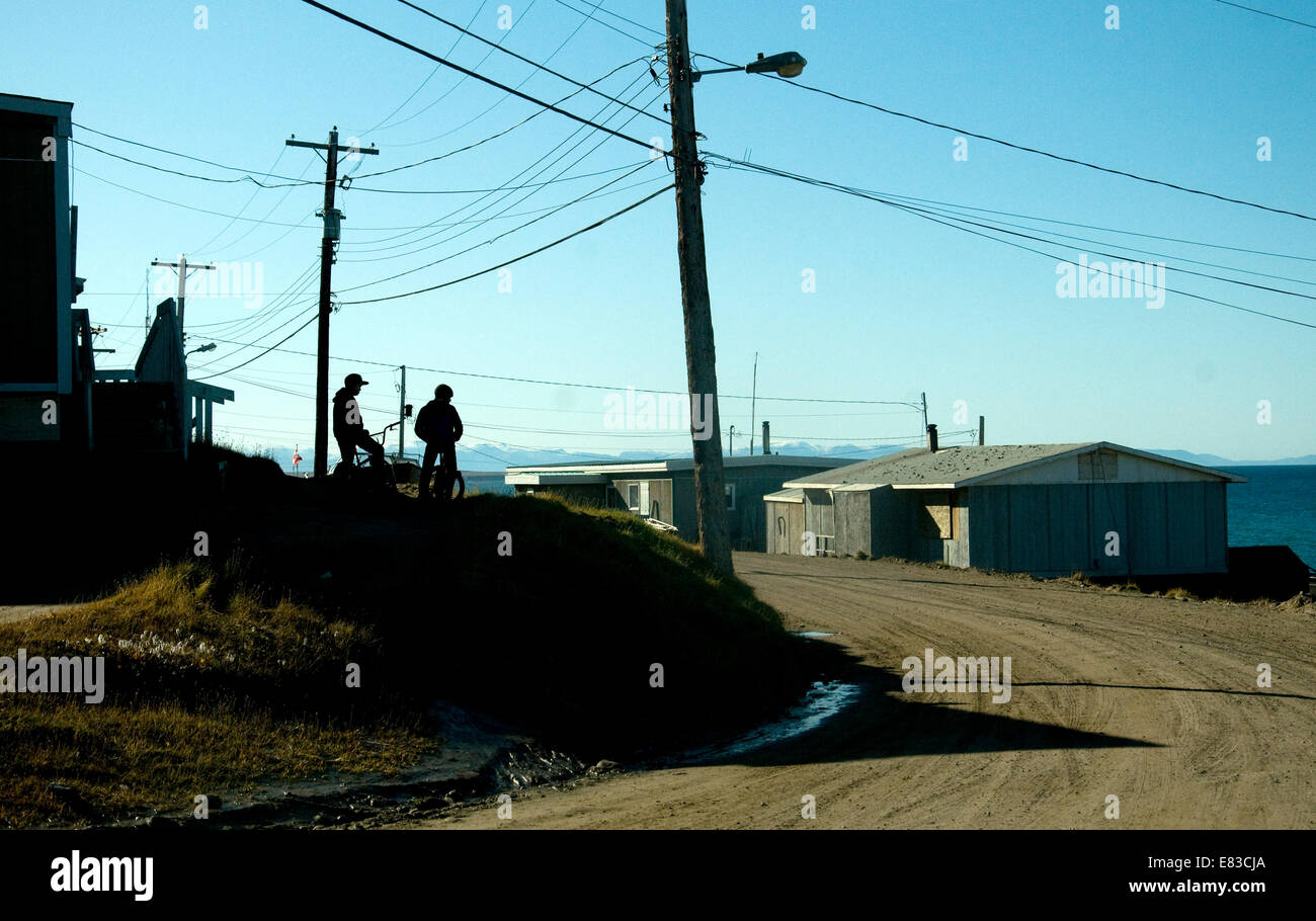 Pond inlet nunavut hi-res stock photography and images - Alamy