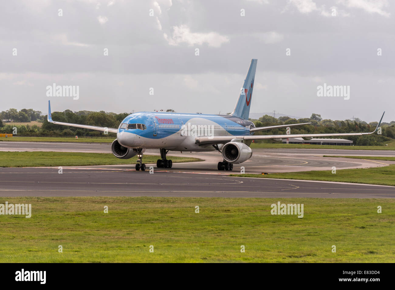 Thomson Tui Boeing 757-200 Stock Photo - Alamy
