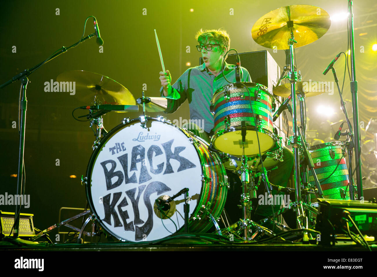 Patrick carney musician hi-res stock photography and images - Alamy