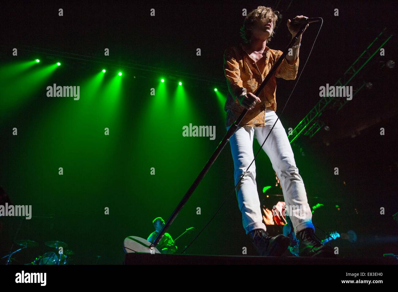 Singer matt shultz cage elephant hi-res stock photography and images ...