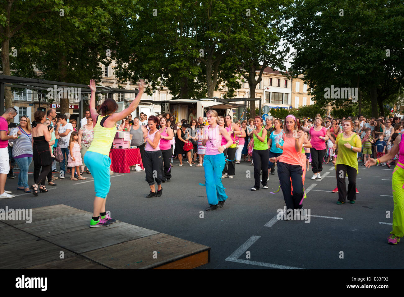 Zumba hi-res stock photography and images - Alamy
