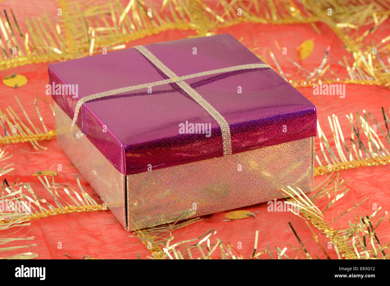 red gift box with white ribbon bow Stock Photo - Alamy