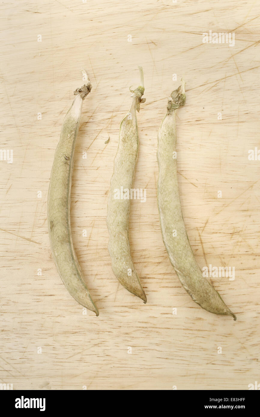 Hurst green shaft peas peas hi-res stock photography and images - Alamy