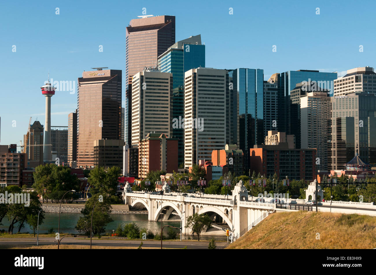 Calgary downtown skyline hi-res stock photography and images - Alamy
