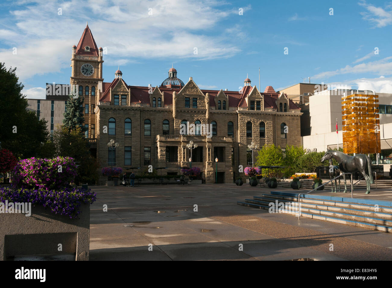 Calgary city hall hi-res stock photography and images - Alamy