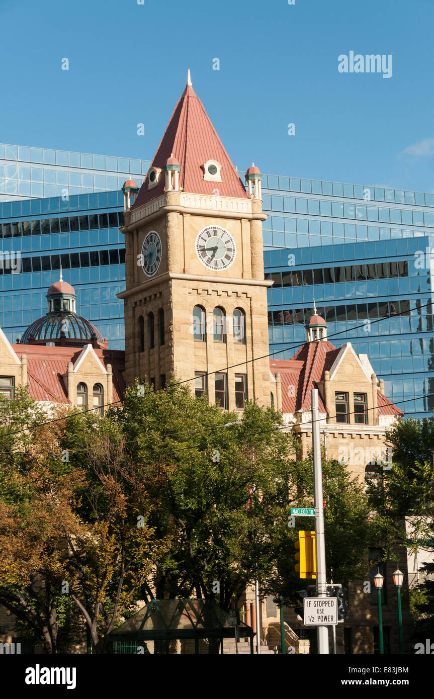 Calgary city hall hi-res stock photography and images - Alamy