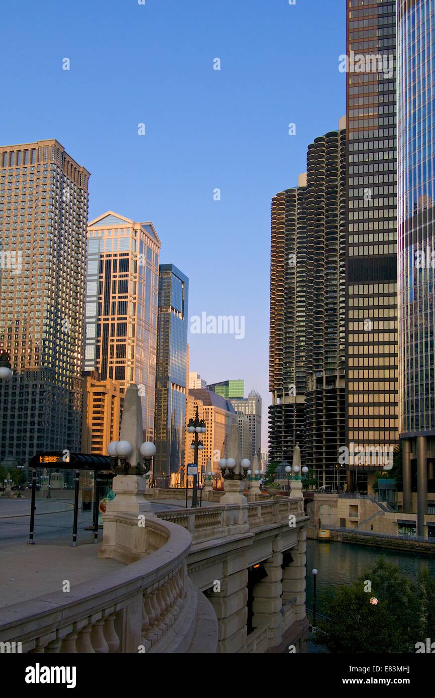 Skyscrapers at dawn hi-res stock photography and images - Alamy