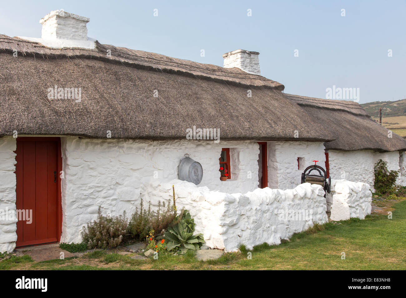 Welsh stone cottage hi-res stock photography and images - Alamy