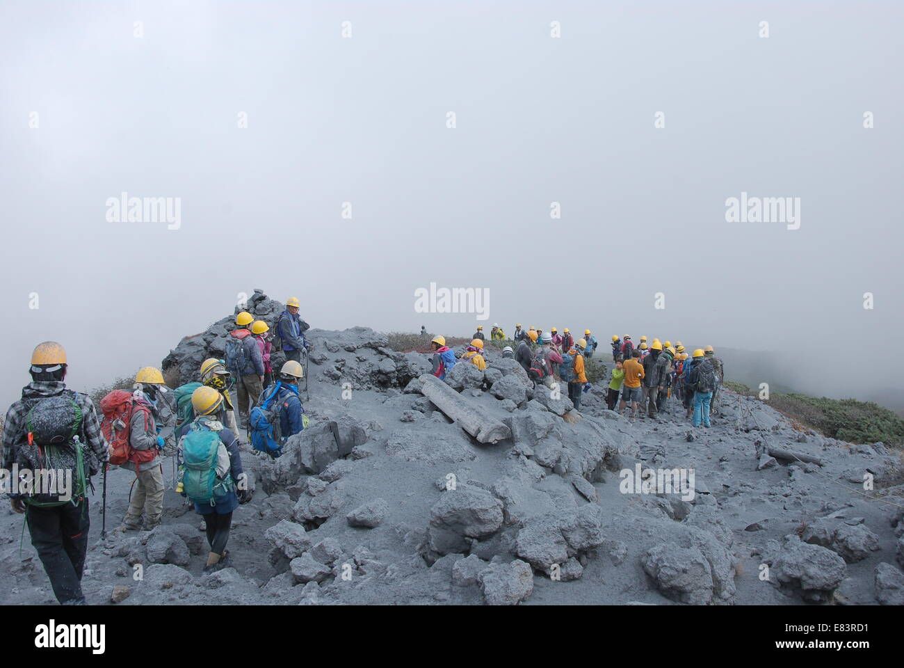 EXCLUSIVE CONTENT: Mount Ontake, September 27, 2014 - Eyewitness images ...