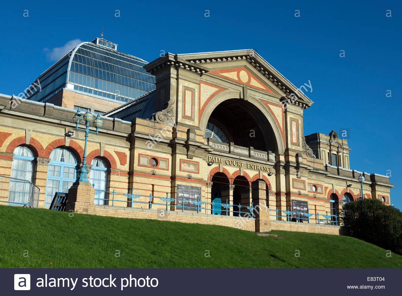 Alexandra Palace Exterior Stock Photos & Alexandra Palace Exterior ...