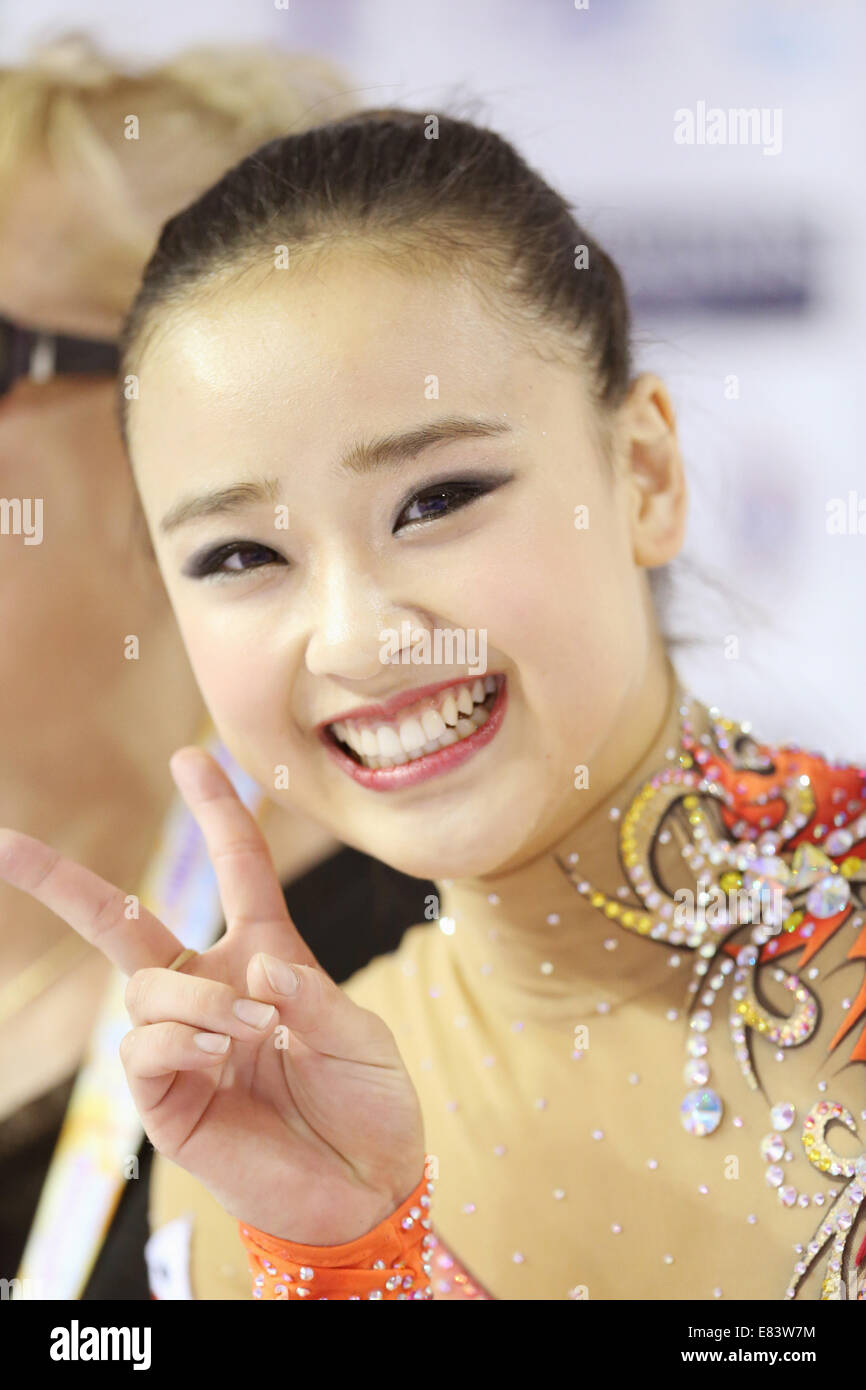 Son yeon jae hi-res stock photography and images - Alamy