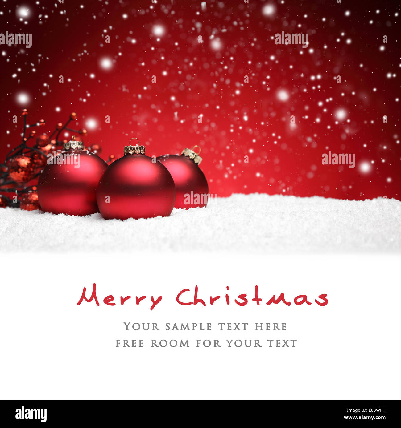 Red christmas balls snow hi-res stock photography and images - Alamy