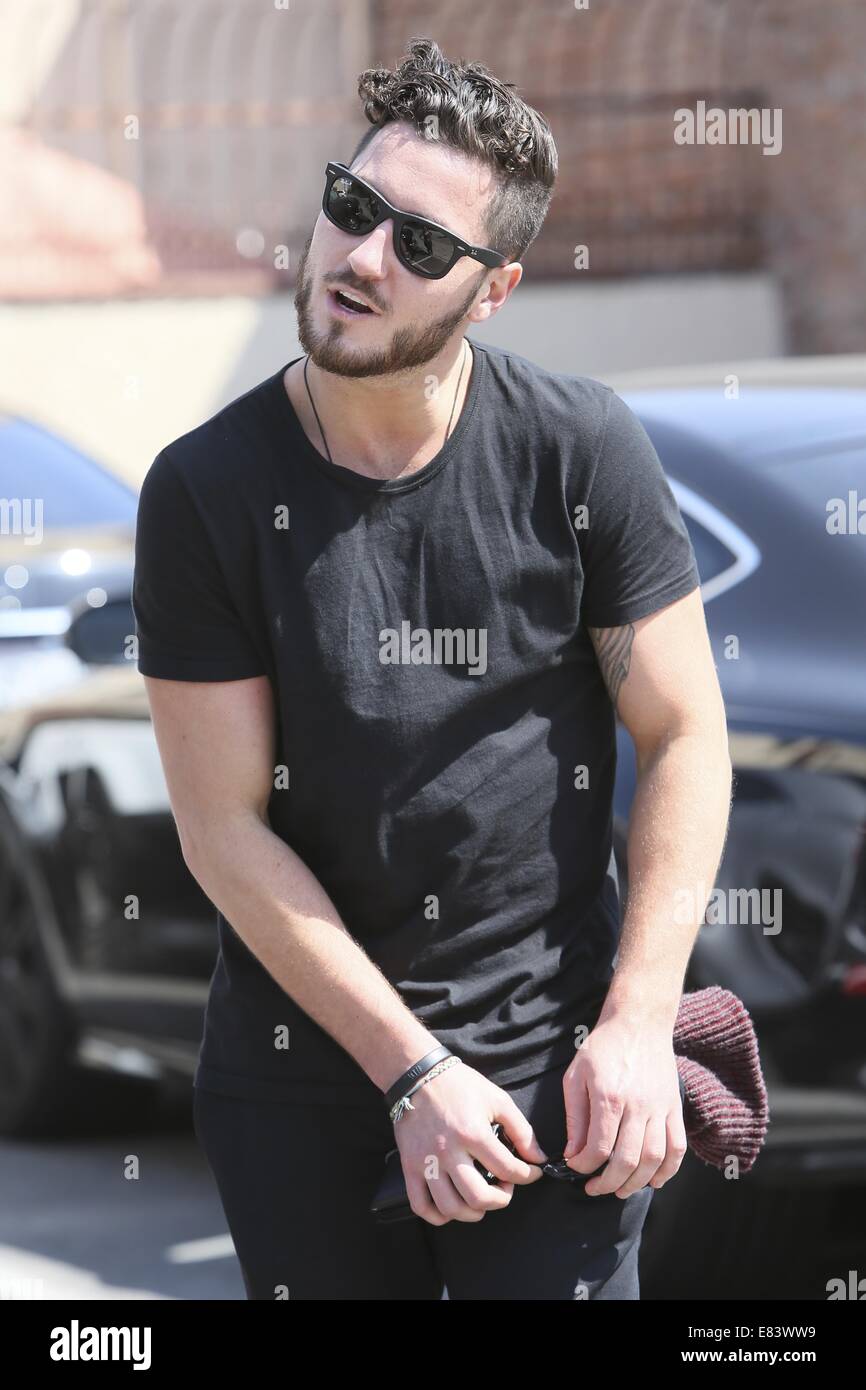 Valentin Chmerkovskiy seen at dance practice for television show ...
