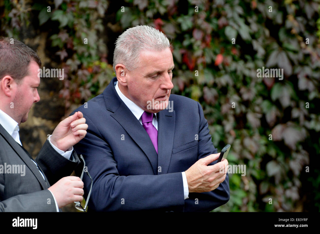 Shadow secretary for defence hi-res stock photography and images - Alamy