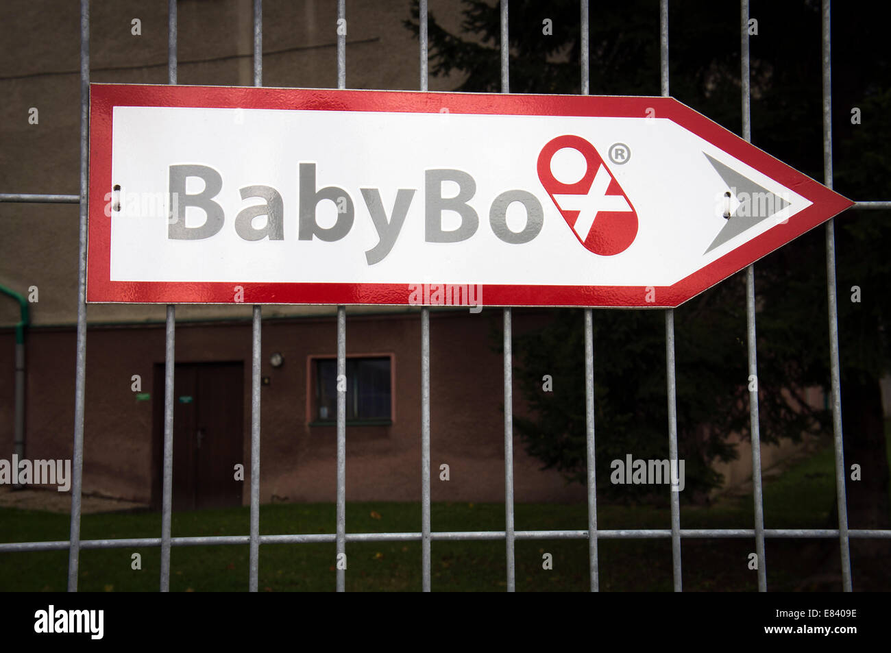 Baby hatch babybox sign hi-res stock photography and images - Alamy