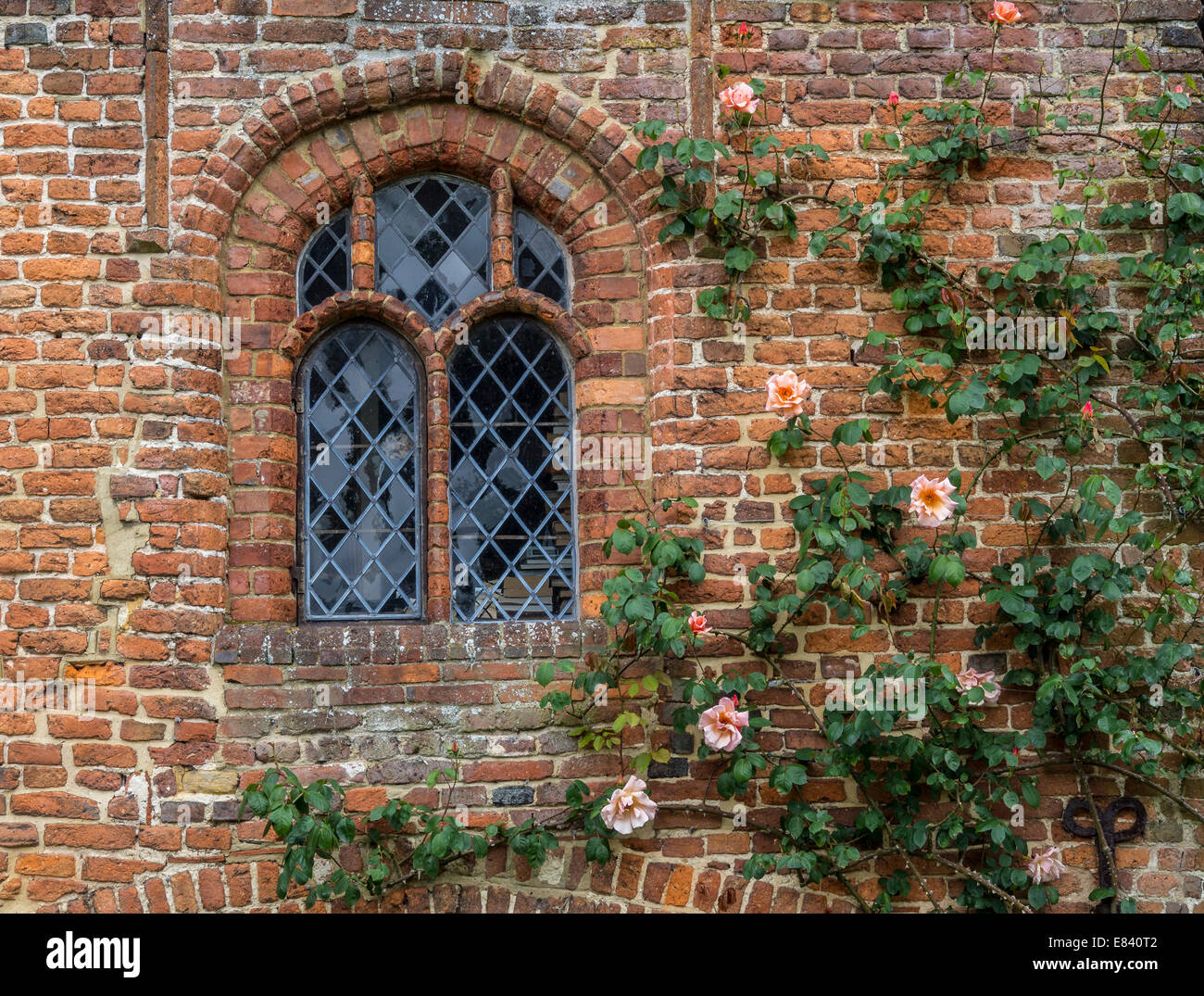 Part castle wall window hi-res stock photography and images - Alamy