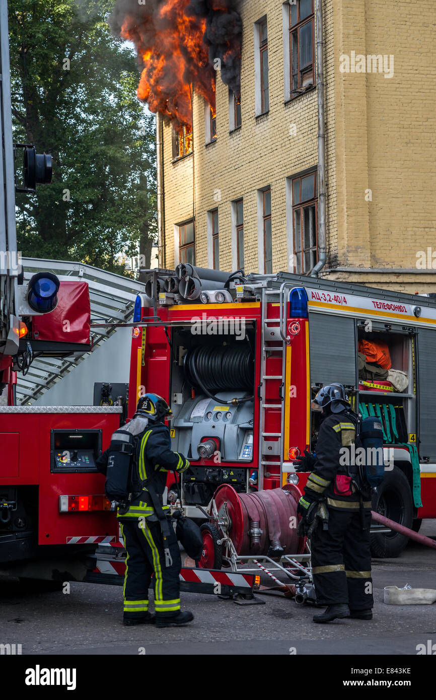 Moscow fire engine hi-res stock photography and images - Alamy