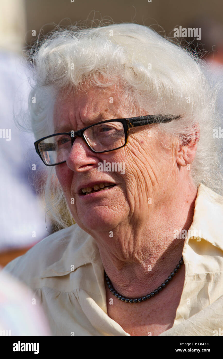 Lady caroline cranbrook hi-res stock photography and images - Alamy