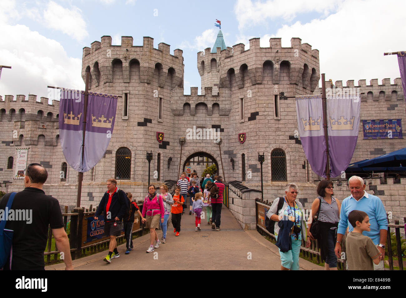 The castle containing the Dragon roller coaster ride, Legoland Windsor ...