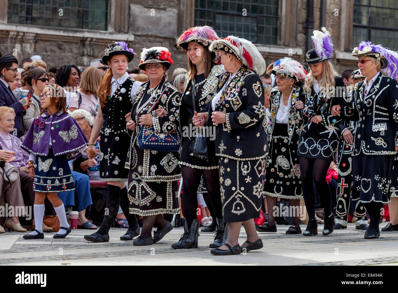 The London Pearly Kings & Queens Society Costermongers Harvest Festival ...