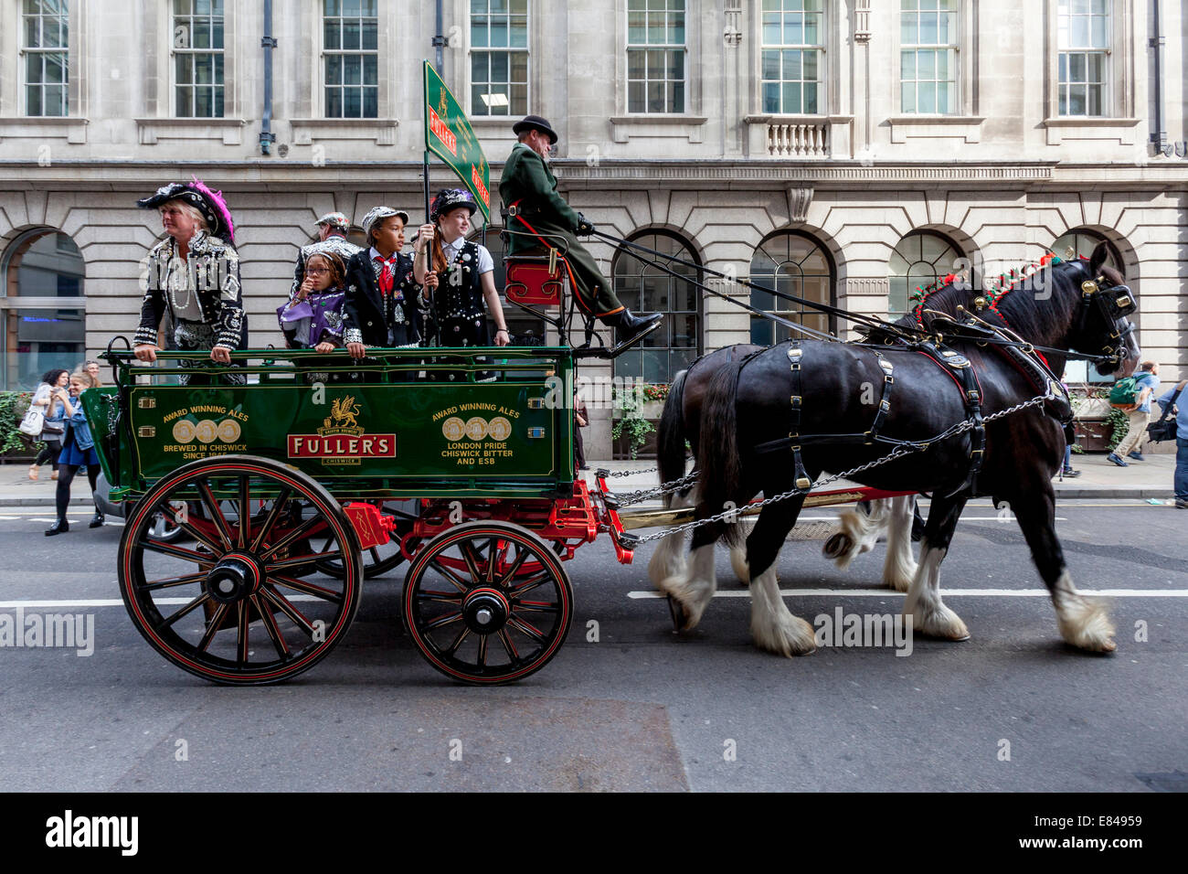 The London Pearly Kings & Queens Society Costermongers Harvest Festival ...