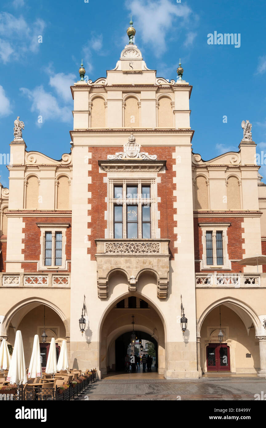 Cloth hall renaissance architecture hi-res stock photography and images ...