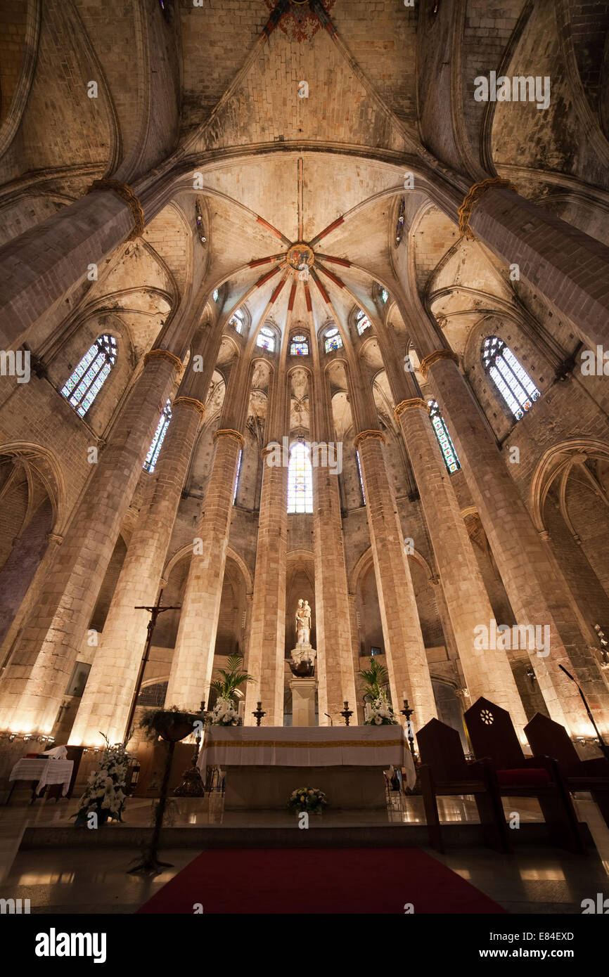 Basilica of Santa Maria del Mar in Barcelona, Catalonia, Spain. 14th ...