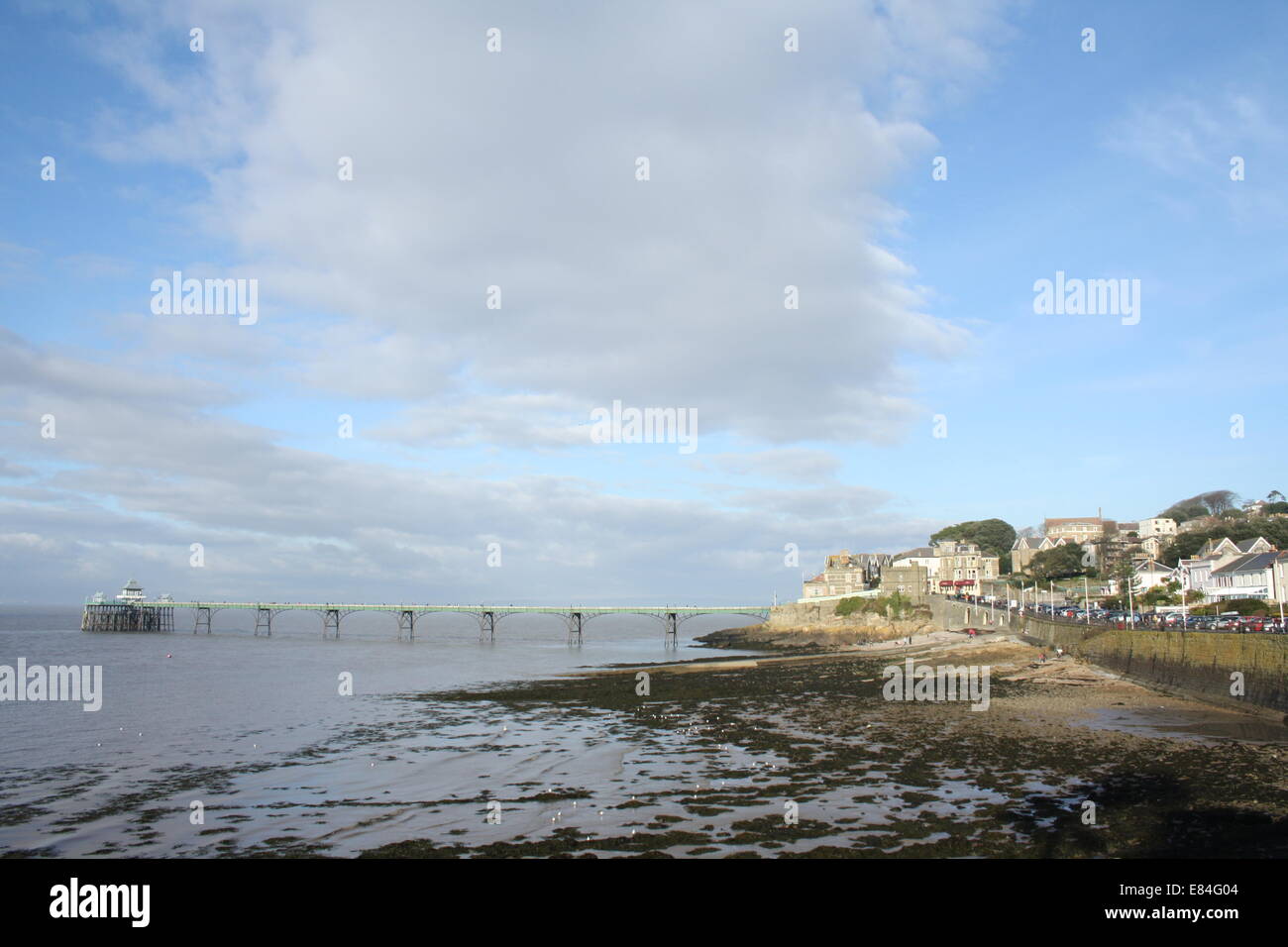 Clevedon seafront hi-res stock photography and images - Alamy