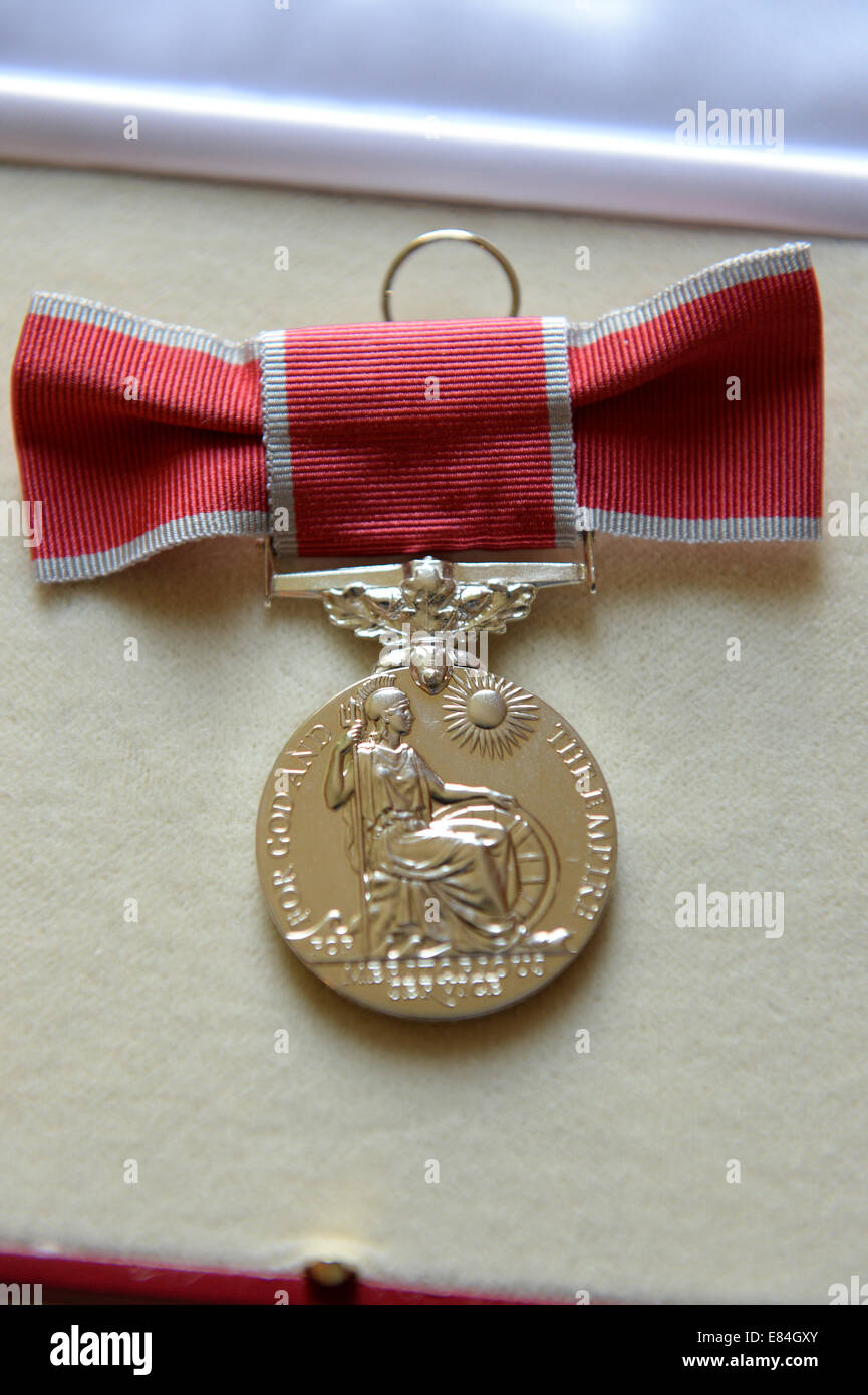 British empire medal hi-res stock photography and images - Alamy