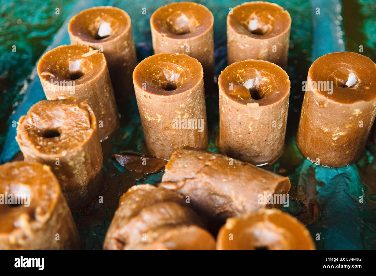 Making palm sugar hi-res stock photography and images - Alamy