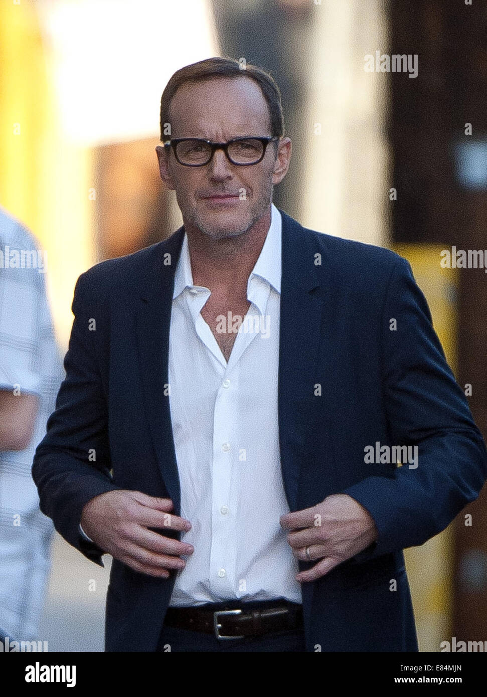 Hollywood, California, USA. 29th Sep, 2014. Clark Greg departs Jimmy ...