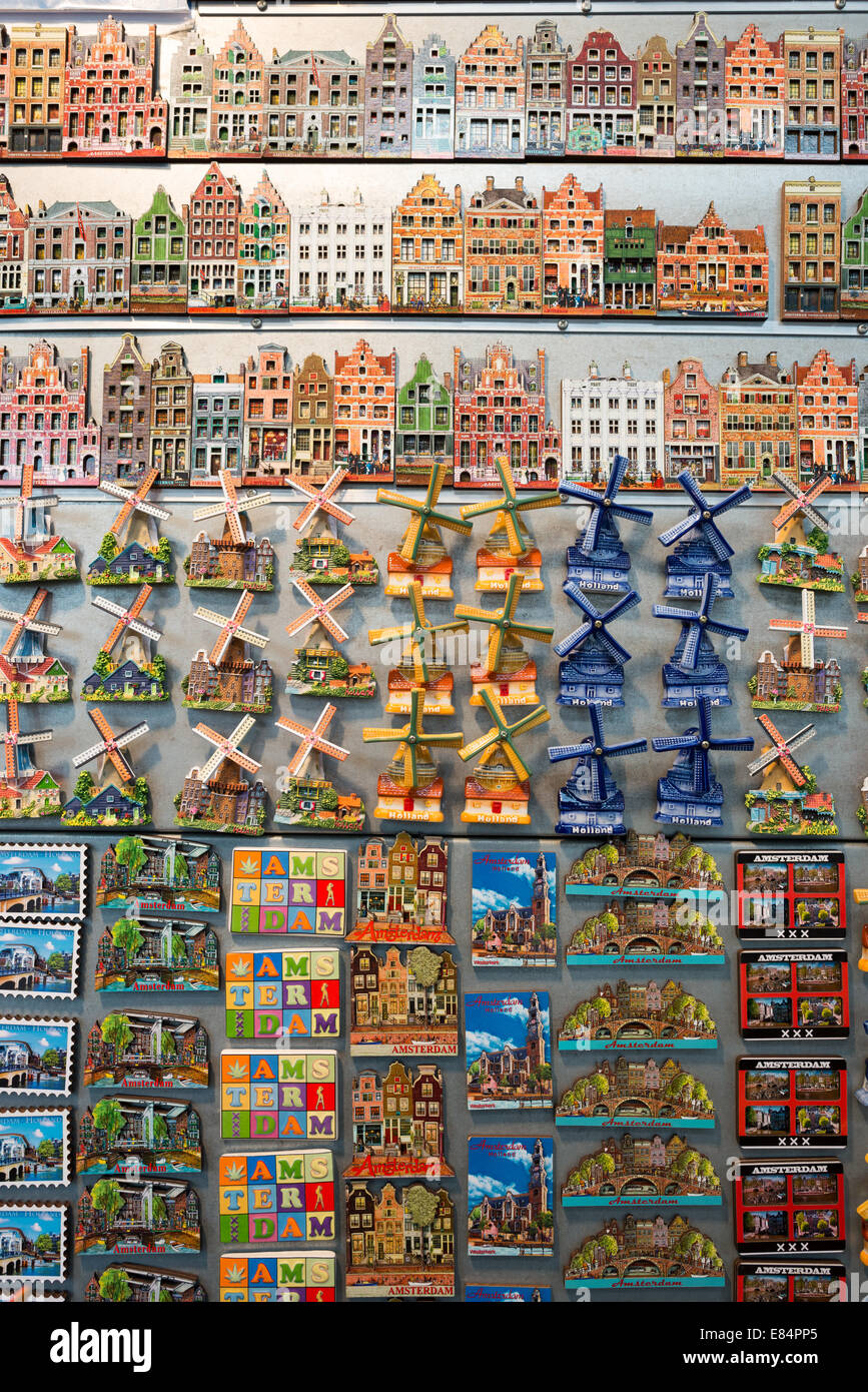 Amsterdam, The Netherlands, magnets in the form of Grachtenhaeusern ...