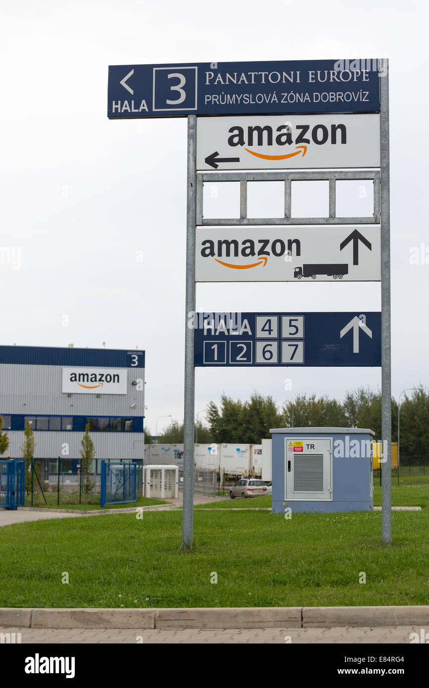 Jeff bezos amazon warehouse hi-res stock photography and images - Alamy