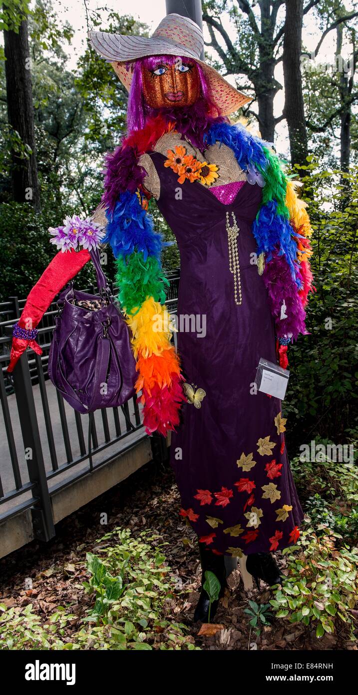 Atlanta, Georgia, USA. 30th Sep, 2014. Scarecrows handcrafted by local ...