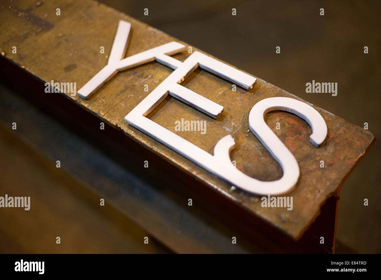 'Yes Scotland" sign, on Scottish independence referendum campaign trail ...