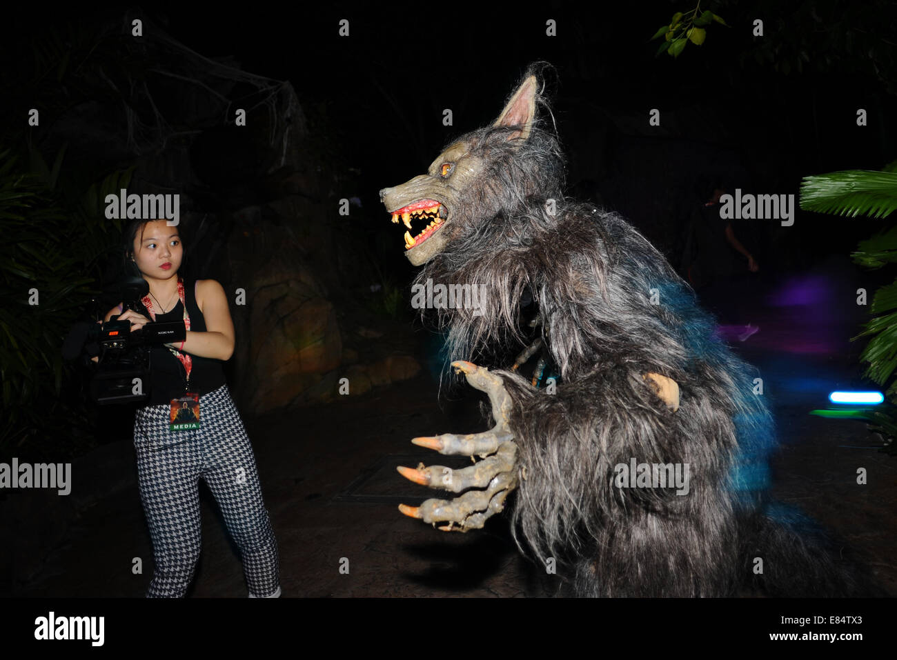 Singapore. 30th Sep, 2014. A participant experiences the Halloween ...