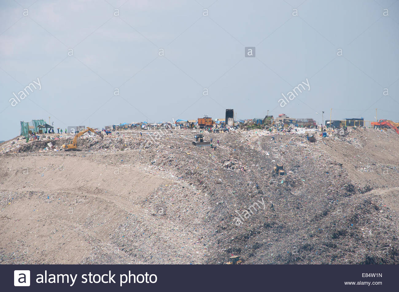 Philippines Landfill Stock Photos & Philippines Landfill Stock Images ...