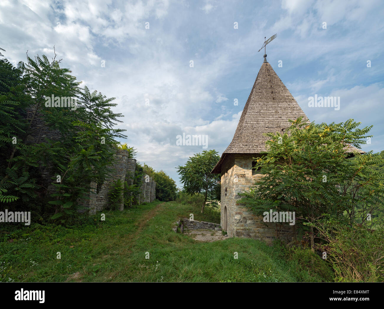 Kravetska (Tailor) tower in Kamyanets-Podilsky, 16th century Stock ...