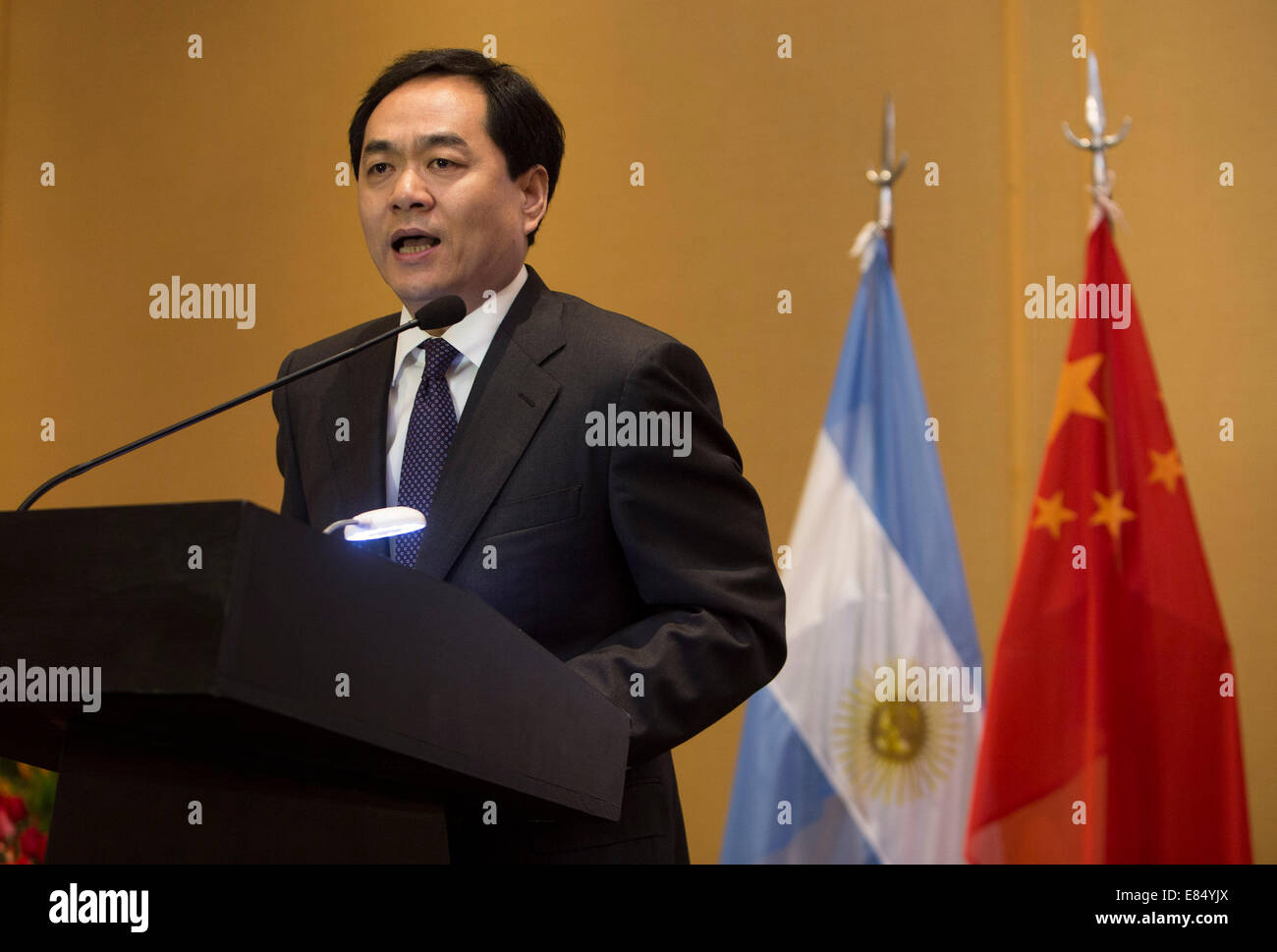 Chinese ambassador yang wanming hi-res stock photography and images - Alamy