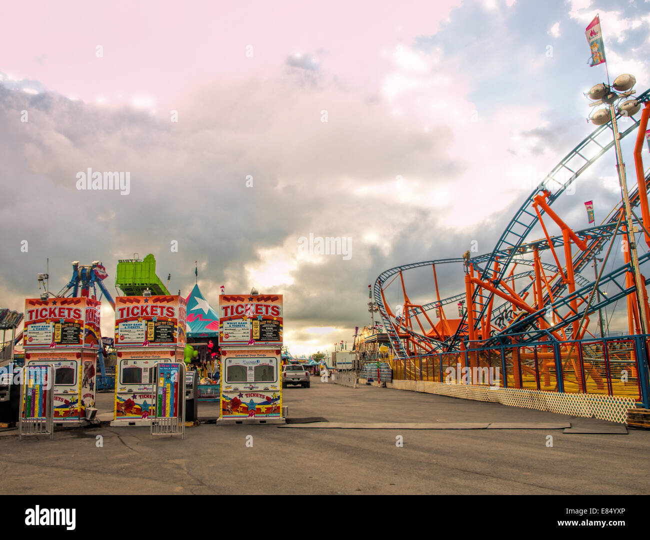 state fair midway Stock Photo - Alamy