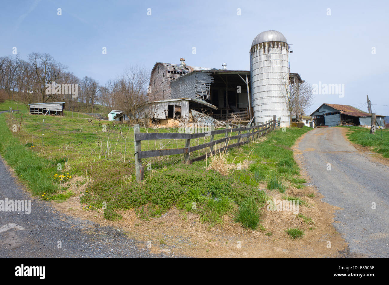 Old barns usa hi-res stock photography and images - Alamy