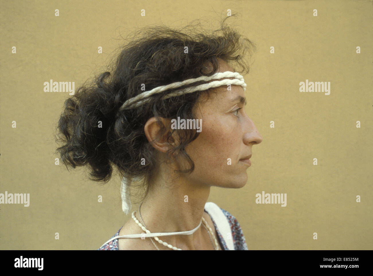 Classical profile hi-res stock photography and images - Alamy