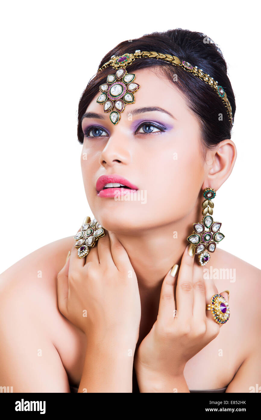 indian Glamor Ladies Designing Jewellery Stock Photo - Alamy