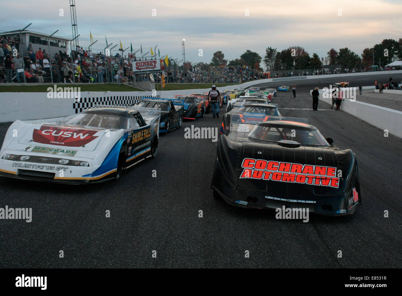Outlaw super late models hi-res stock photography and images - Alamy
