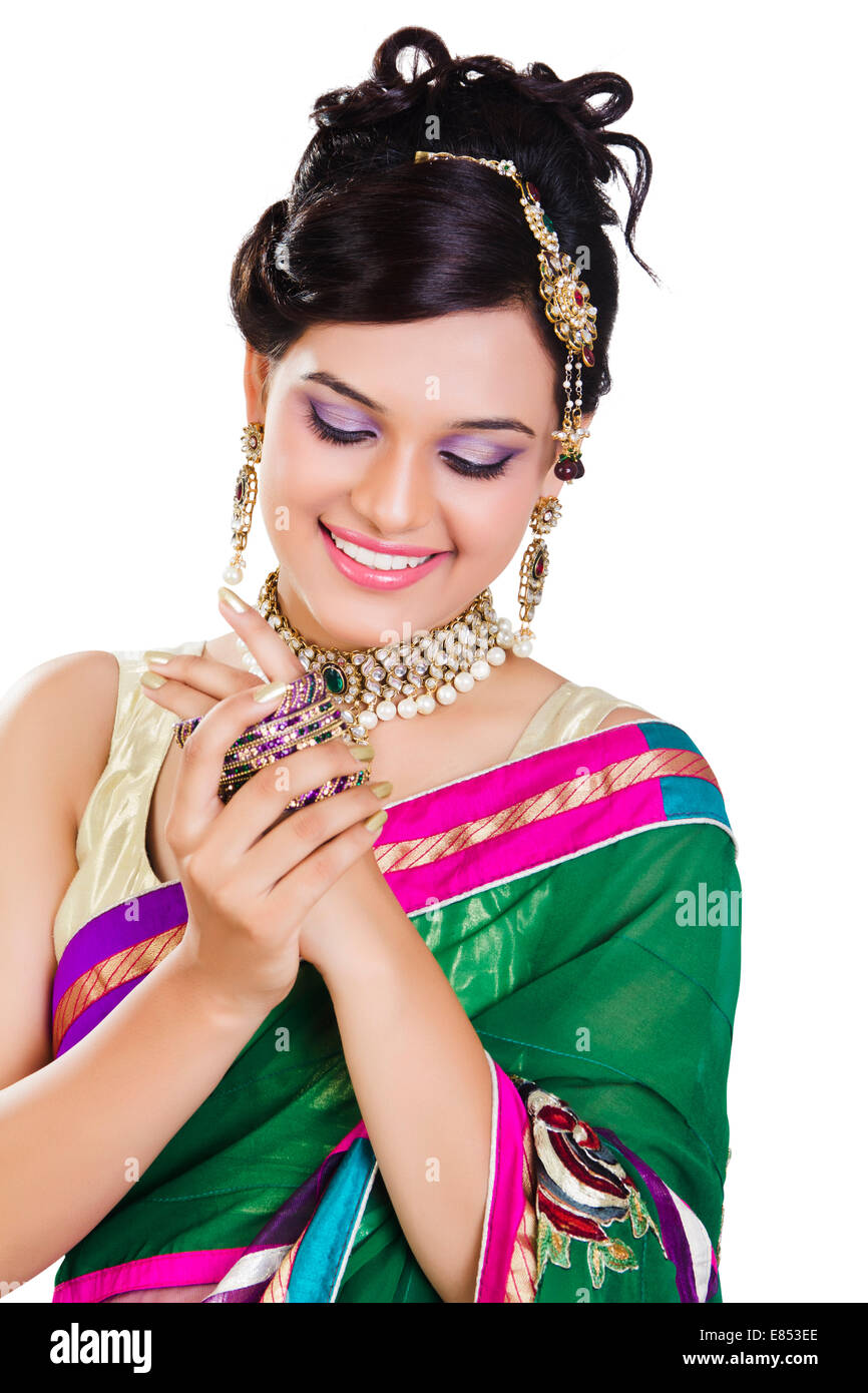 Indian woman traditional dress hi-res stock photography and images - Alamy
