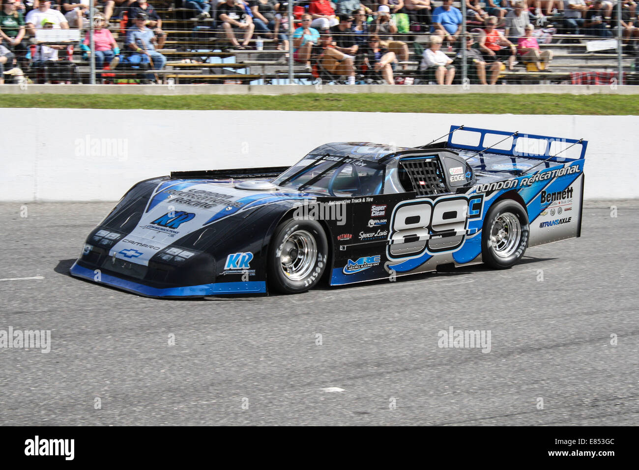 OSCAAR Outlaw SUper Late Model driver SHAWN CHENOWTH #89C Stock Photo ...