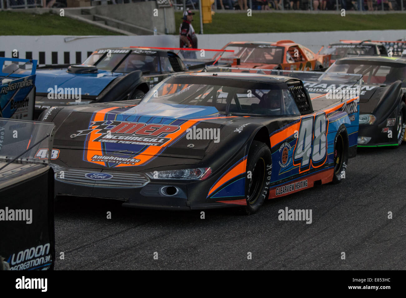 OSCAAR Outlaw SUper Late Model driver DWAYNE BAKER #48 Stock Photo - Alamy