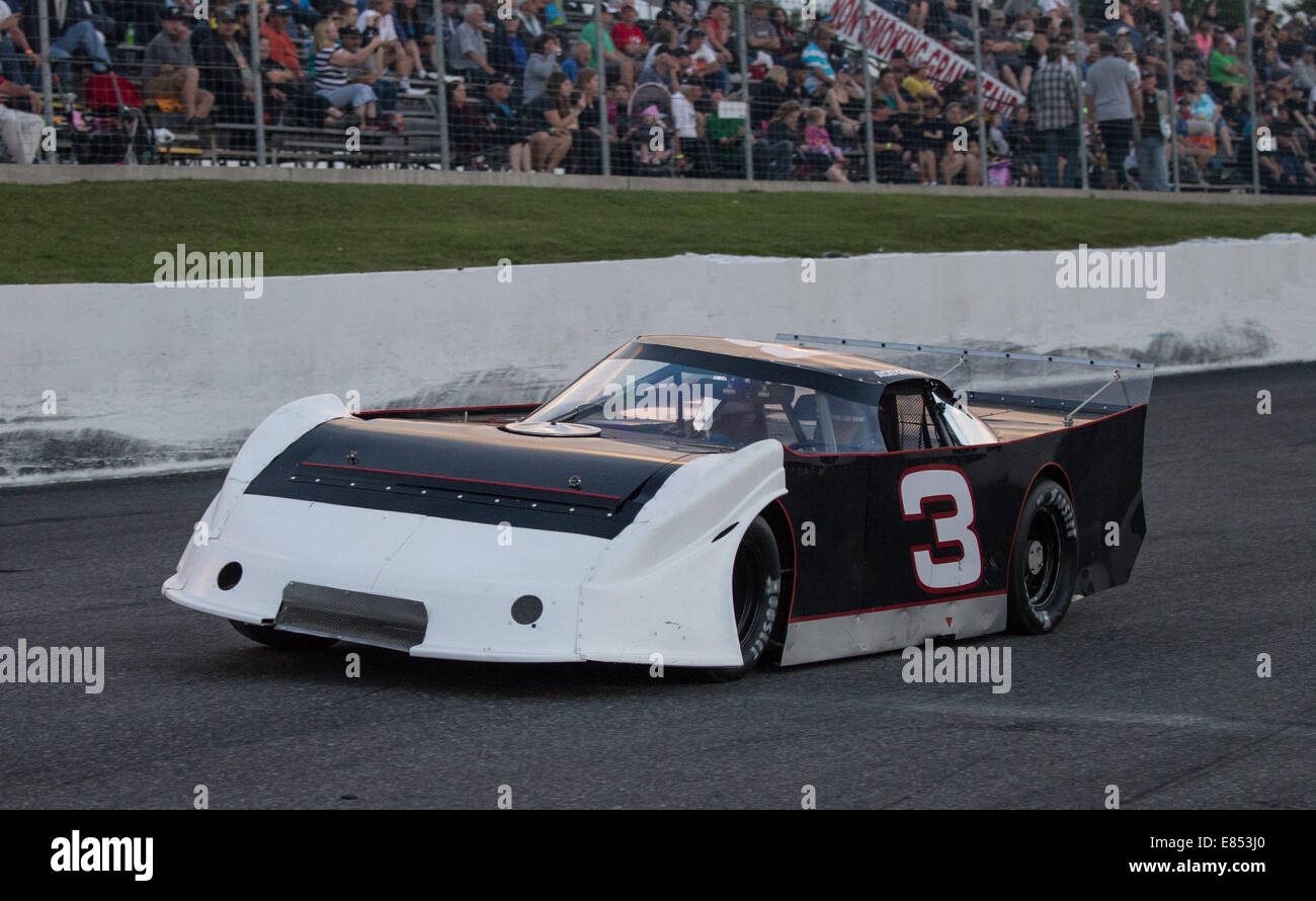 OSCAAR Outlaw SUper Late Model driver ROB GIBSON #3 Stock Photo - Alamy